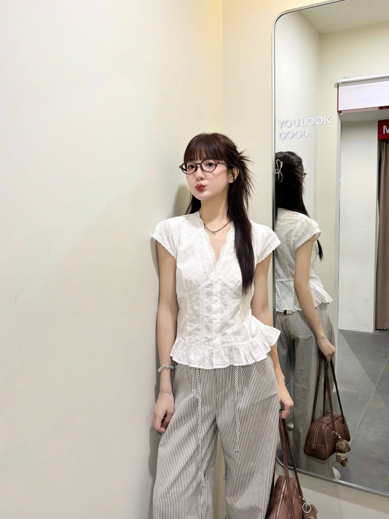 Cotton Texture V Neck Top